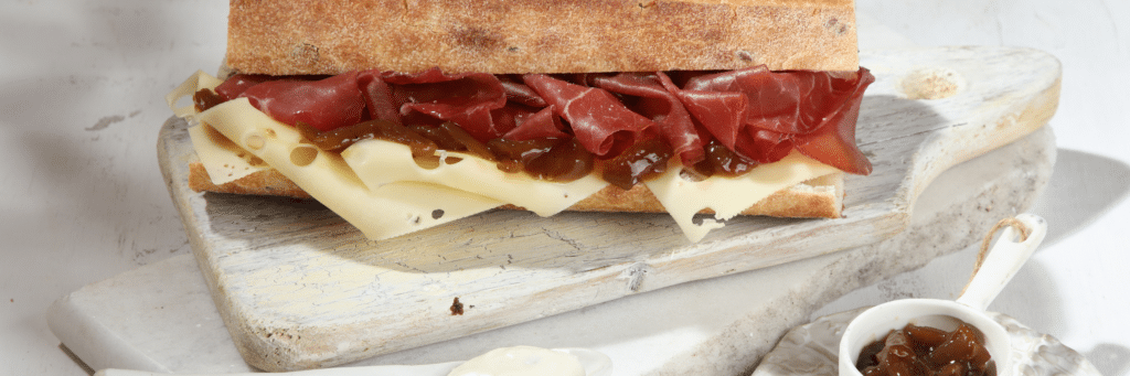 Μπαγκέτα με bresaola & Pita Sandwich Cream | Provil